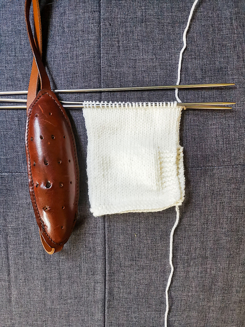 Ravelry: Sapperlot's Knitting without fatigue: Using a Shetland ...