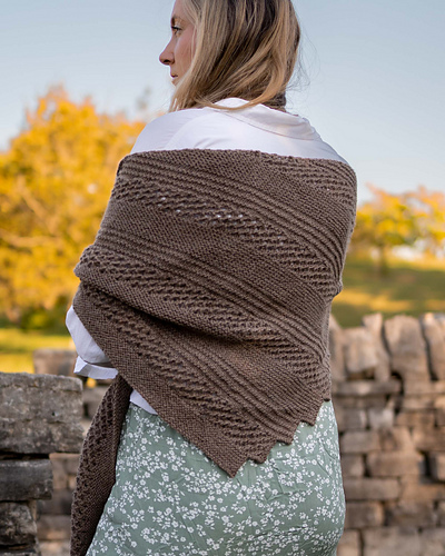 Ravelry: Stepping Stones Shawl pattern by Nadya Stallings
