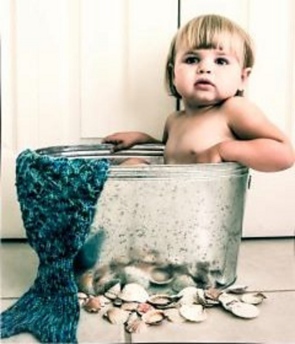 Ravelry: Mermaid Cocoon Newborn Photo Prop pattern by Angie Hartley
