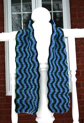 Ravelry: Stripy Wavy Scarf pattern by Natalie Servant