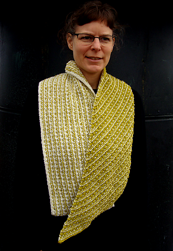 Ravelry: Split Cowl pattern by Tanya Seaman