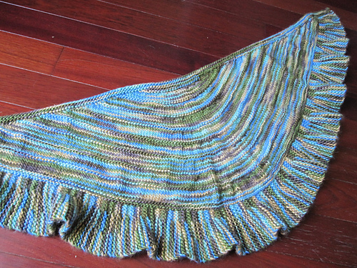 Ravelry: Ruffled Shawl (horizontal ridge) pattern by Gail Tanquary