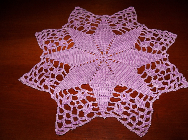 Ravelry: Eight-Point Star pattern by Elizabeth Hiddleson