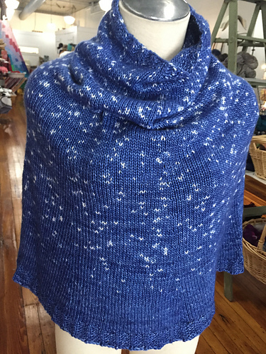Ravelry: Starry Night Poncho pattern by Laura Groff