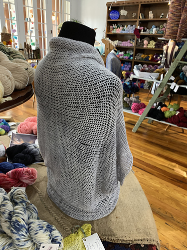 Ravelry: One Skein Shrug pattern by Laura Groff