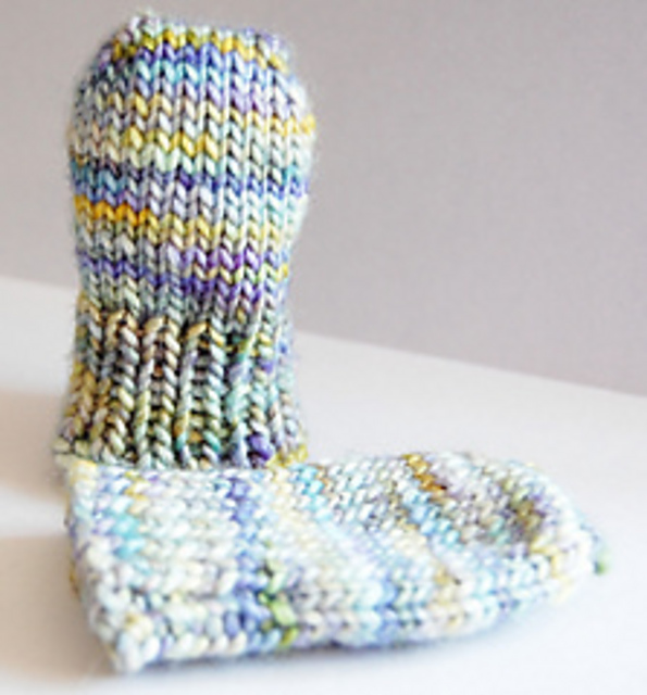 Ravelry: Mini Mitts pattern by Bianca Preuß