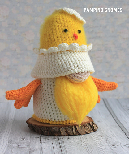 Ravelry: Chicken Pampino Gnome pattern by Nazeli Tadevosyan
