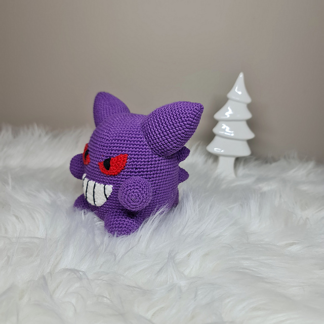 Ravelry: Gengar pattern by Marthe B Cun
