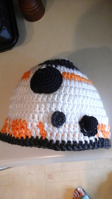 Ravelry: pandastamper's BB8 Beanie