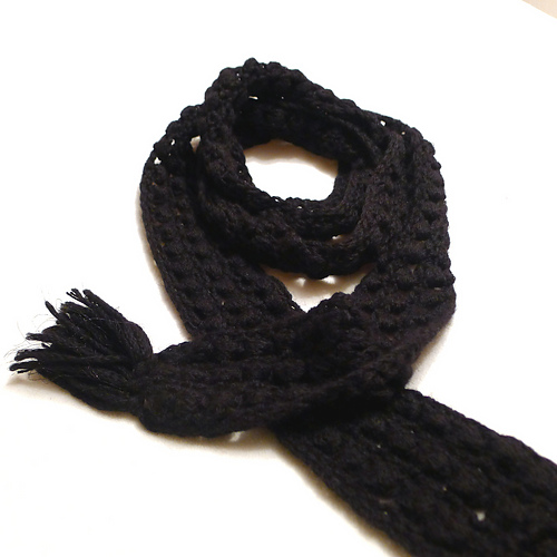 Ravelry: Black octopus scarf pattern by Marina Pantcheva