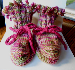 Ravelry: Bootie Call pattern by Ann Buerger Linden