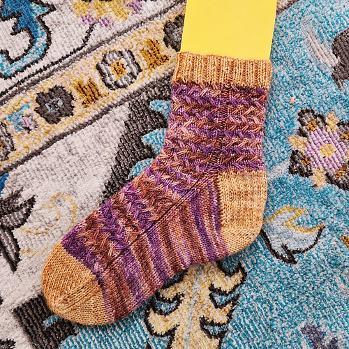 Ravelry: Sploosh Socks pattern by Sarah Nap