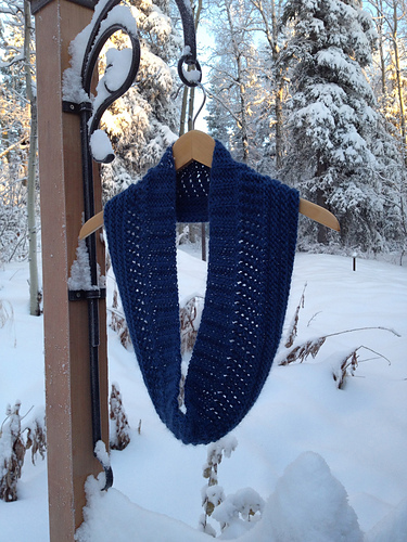 Ravelry: Layer Cake Loop pattern by steepndeep's Designs