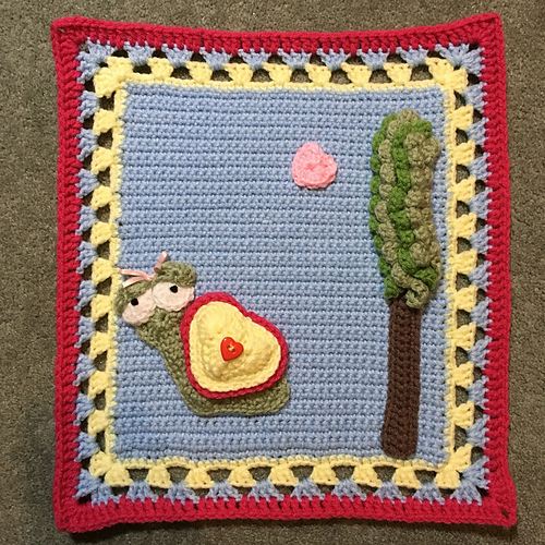 Ravelry: Snail Square pattern by Joanita Theron