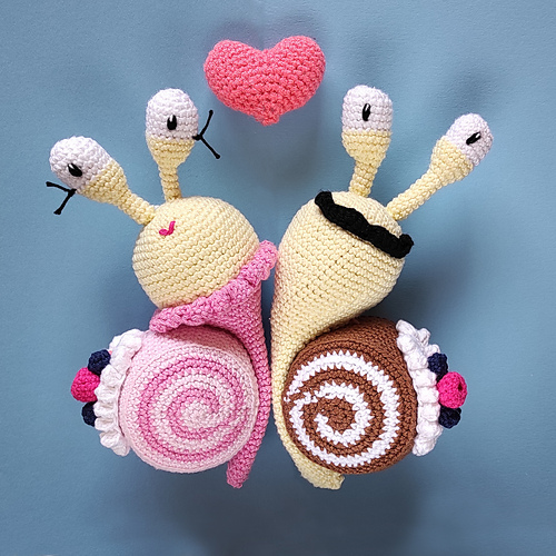 Ravelry: Julie & Joel Amigurumi pattern by Peggy Lepcha