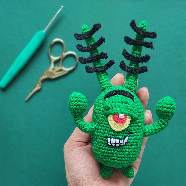 Ravelry: Sheldon Plankton pattern by Peggy Lepcha