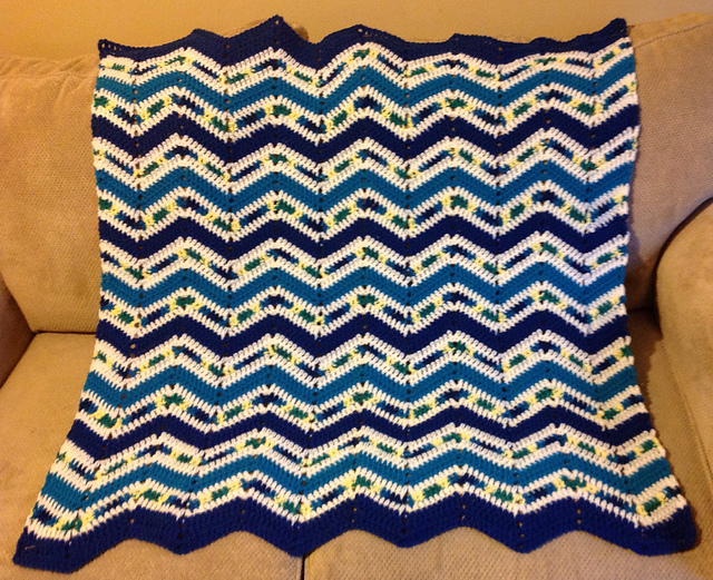 Ravelry: pekeapoomom's Whirlpool Ripple Baby Blanket