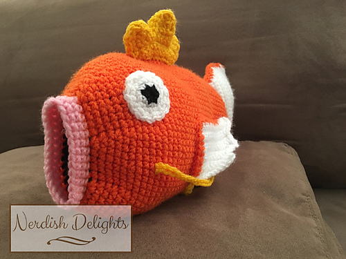 Ravelry: Magikarp the purse or plush pattern by Denise Barnes