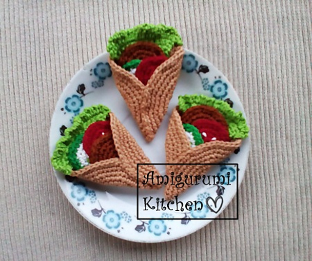 Ravelry: Beef Crepes pattern by zan Merry