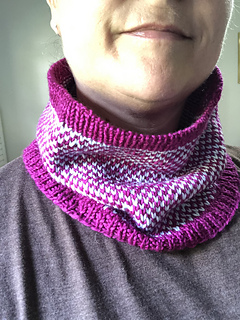 Ravelry: Interstellar Cowl DK pattern by Pam Goodchild