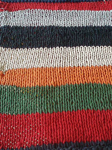 Ravelry: Tee-Shirt Rug pattern by KnitCurio
