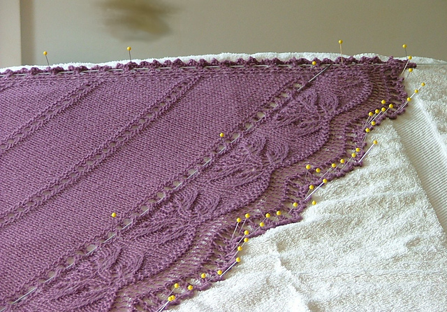 Ravelry: phenleyss' Air Conditioner Shawl