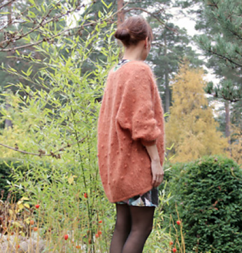 Ravelry: Fuzzy Dot Cardigan / Fuzzy dottejakke pattern by Anna Enge