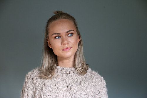 Ravelry: xoxo sweater / xoxogenser pattern by Anna Enge