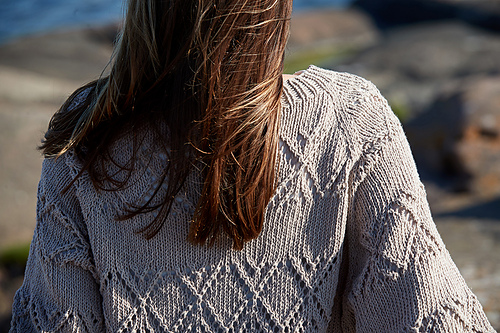 Ravelry: Luode pattern by Piia Maria