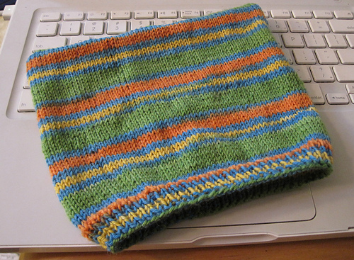 Ravelry: Round Head in a Square Hat pattern by elsteffo