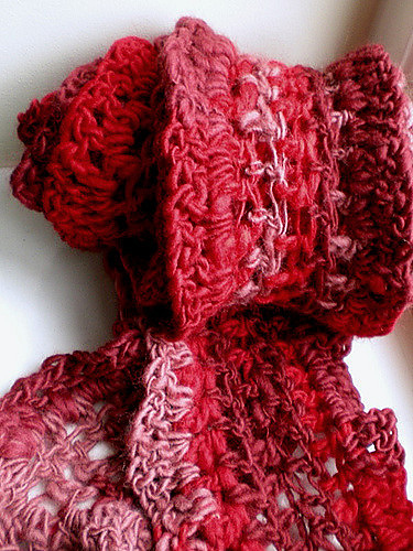 Ravelry: Tea Scarf pattern by pixeldiva