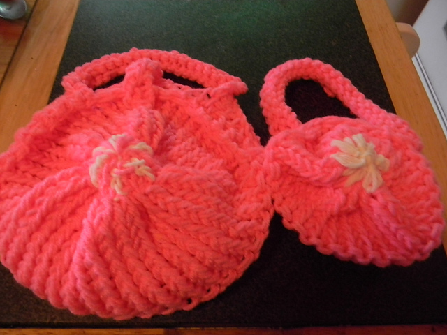 Ravelry: Loomed Round Purse pattern by Pamela Murrey