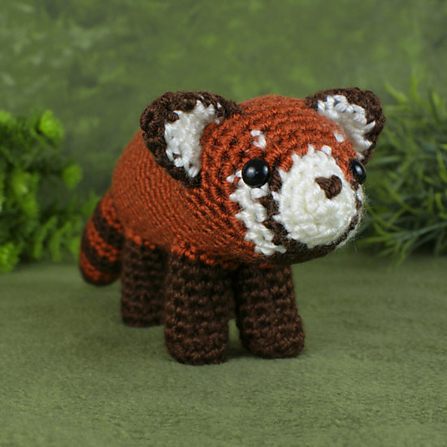 Ravelry: Red Panda pattern by June Gilbank