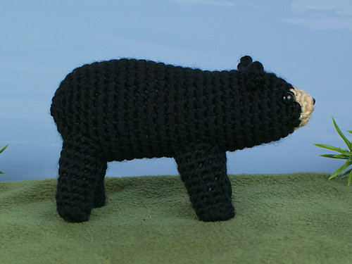 Ravelry: Black Bear pattern by June Gilbank