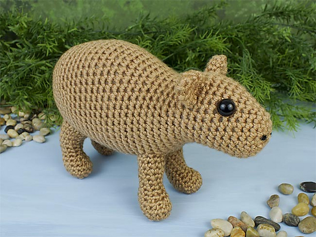 Ravelry: Capybara pattern by June Gilbank