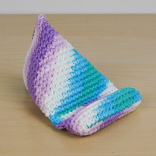 Ravelry: Crochet Phone Stand pattern by June Gilbank