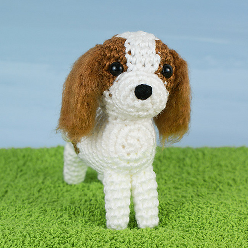 Ravelry: AmiDogs King Charles Spaniel pattern by June Gilbank