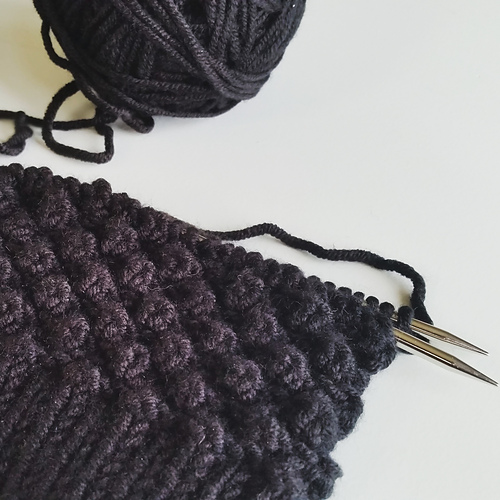 Ravelry: Bobble Hat pattern by The Big String