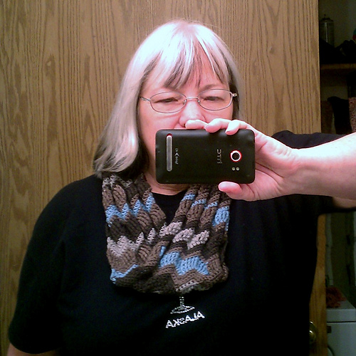 Ravelry: Chevron Infinity Cowl pattern by Pam Daley