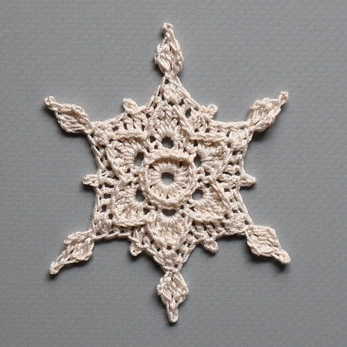Ravelry: Snowflake #3 pattern by Polina Papushoi