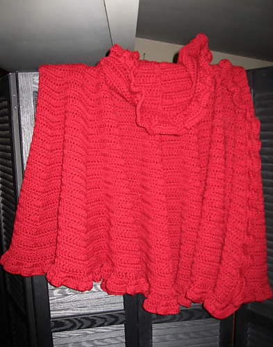 Ravelry: Ruffled (REVISED) Shawl/Cape pattern by Linda Kaye Smith