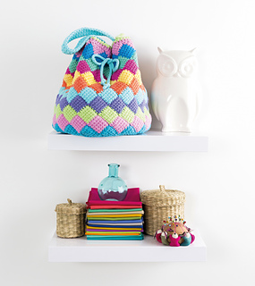 Ravelry: Entrelac Bag pattern by Poppy & Bliss (Michelle Robinson)