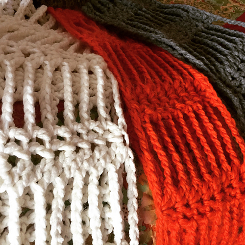 Ravelry: Chunky Chain Cowl pattern by Bessie PC