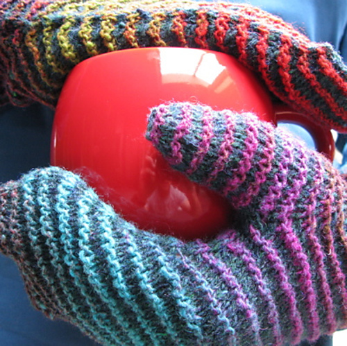 Ravelry: Colorful Mittens pattern by Ruth Sorensen