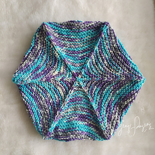 Ravelry: Belimbing Beret pattern by Ajeng Sitoresmi