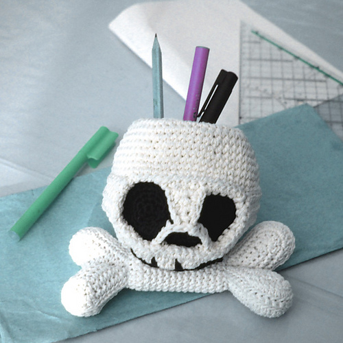 Ravelry: Jolly Roger Fun Bowl pattern by Anya Memouse
