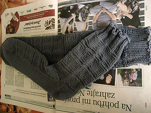 Ravelry: Macho socks pattern by Prague Loop