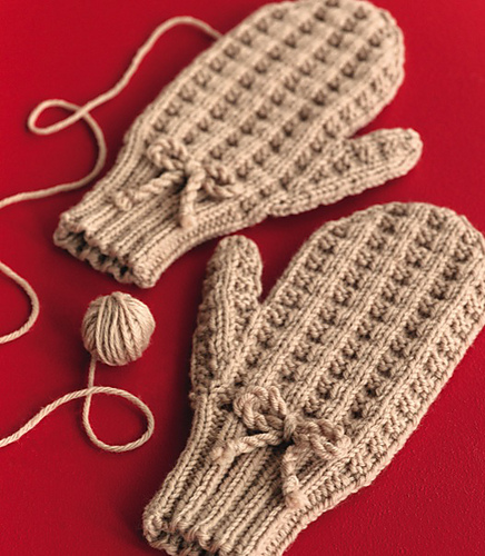 Ravelry: #3 Waffle Mittens pattern by Cheryl Murray