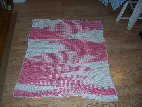 Ravelry: Sweet Stripes Blanket #1800 pattern by Bernat Design Studio