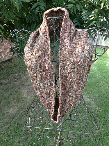 Ravelry: Checkers and Lace Infinity Scarf / Cowl pattern by Tricia Perkins